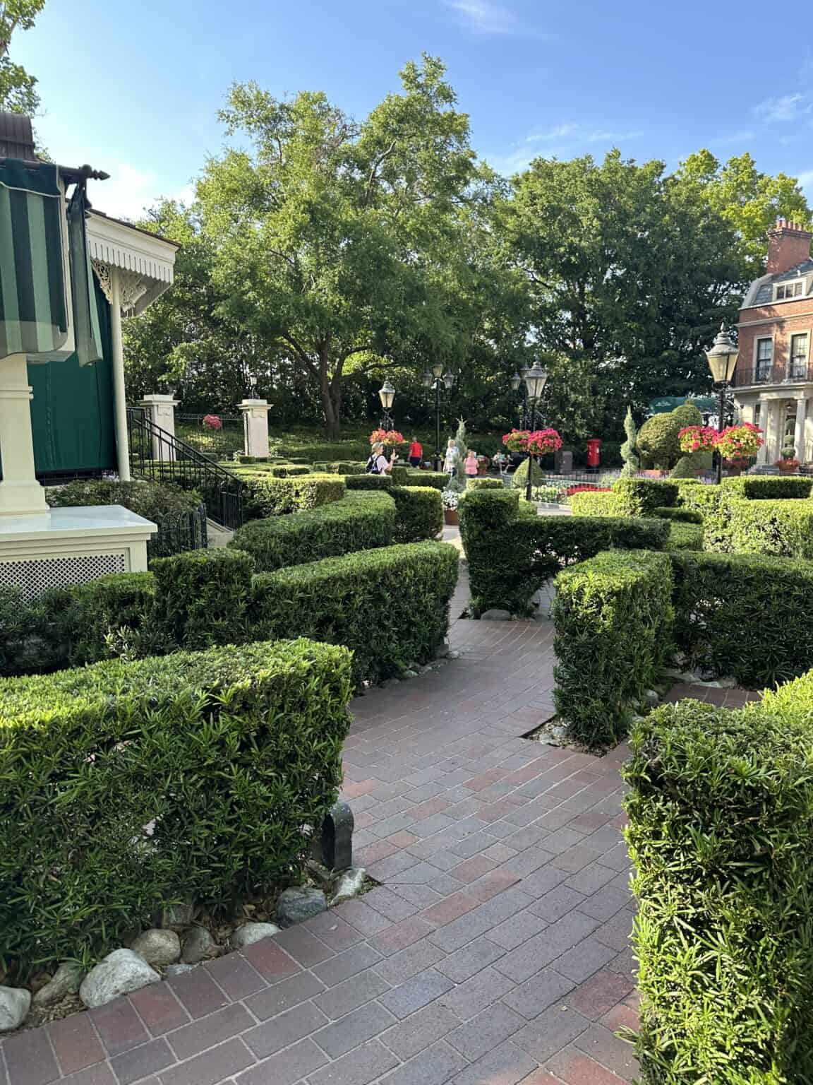 Walt Disney World Break Spots to Get Off Your Feet
